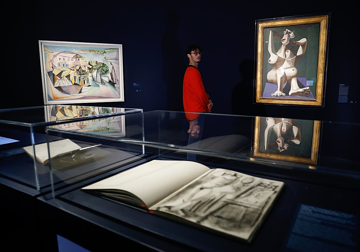 El atípico año en el que Picasso huyó de la II Guerra Mundial: su mundo, en ocho cuadernos ...